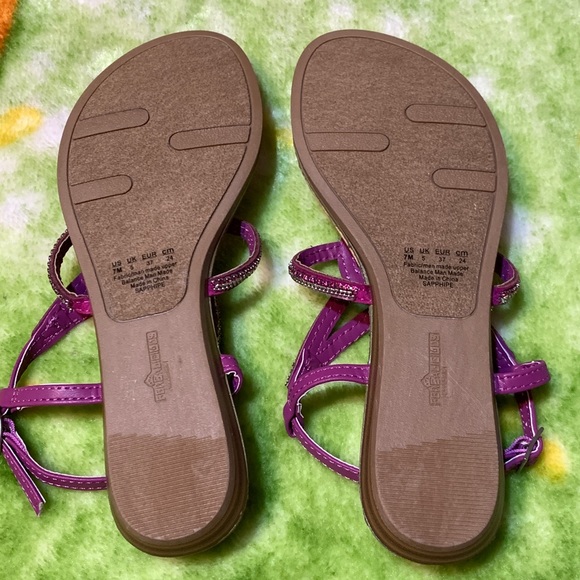 Fergalicious | Shoes | Fergalicious Fergie Sapphire Fuschia Sandals 7 ...